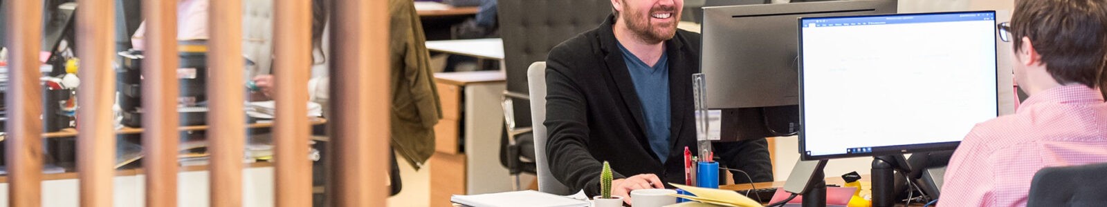 Contact Us | Oakio customer service: info@oakio.com | Oakio Official Site